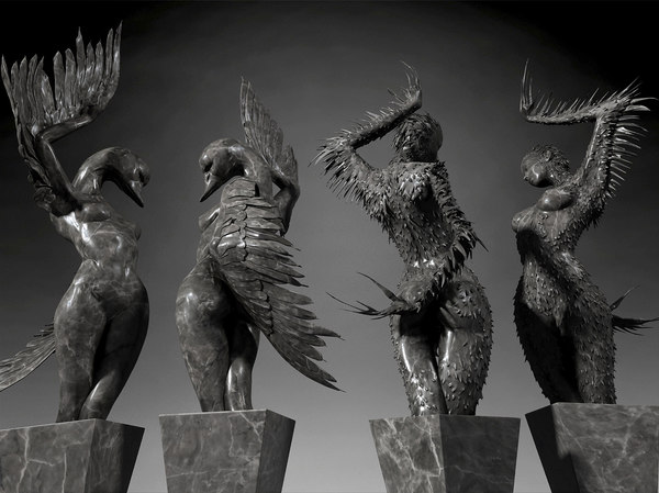 woman statue worm max