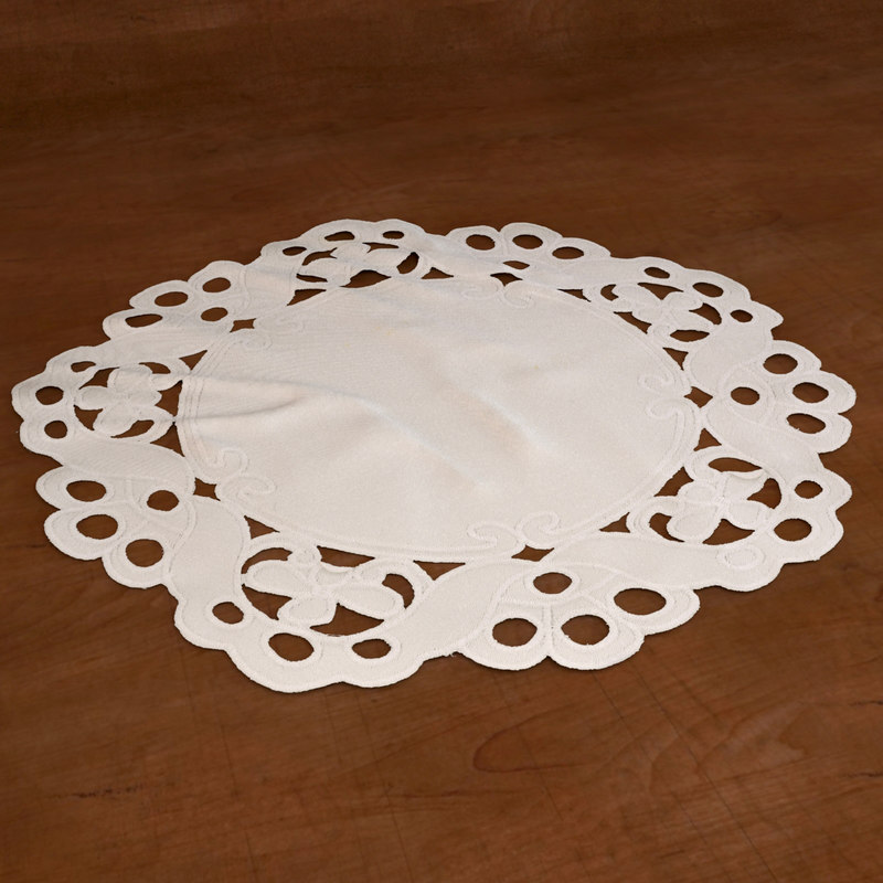 max decorative doily