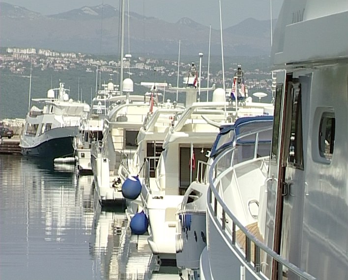 Stock Quicktime Yahts