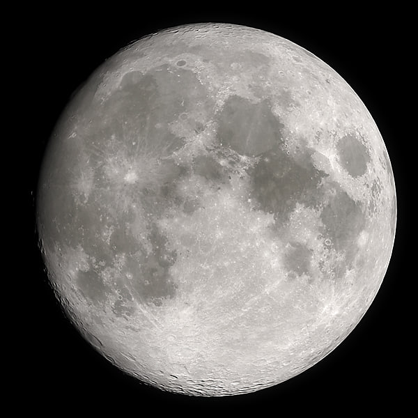 hyper-real dynamic moon shader 3d max