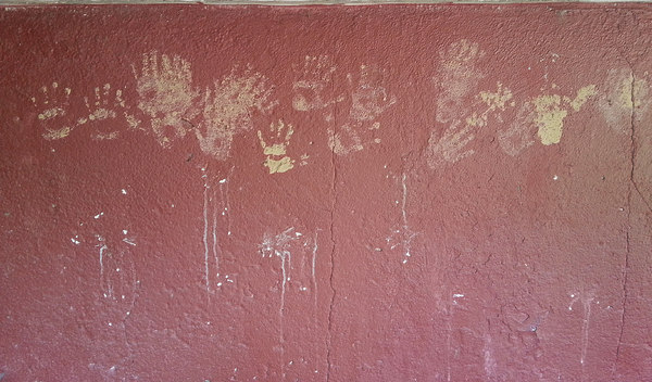 Texture JPEG wall hand prints